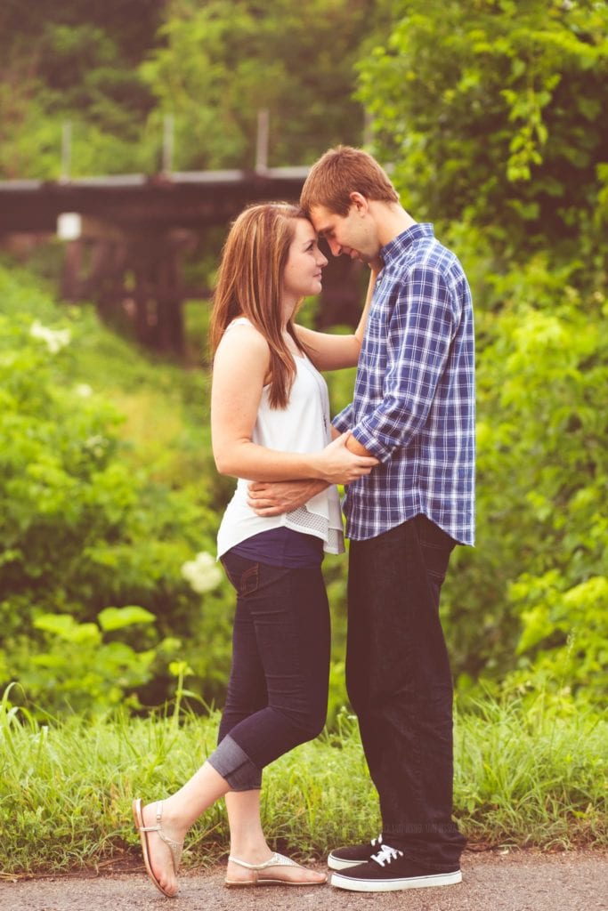 Dustin + Jessica | Springfield MO Engagement Photography | Jessica Yahn ...