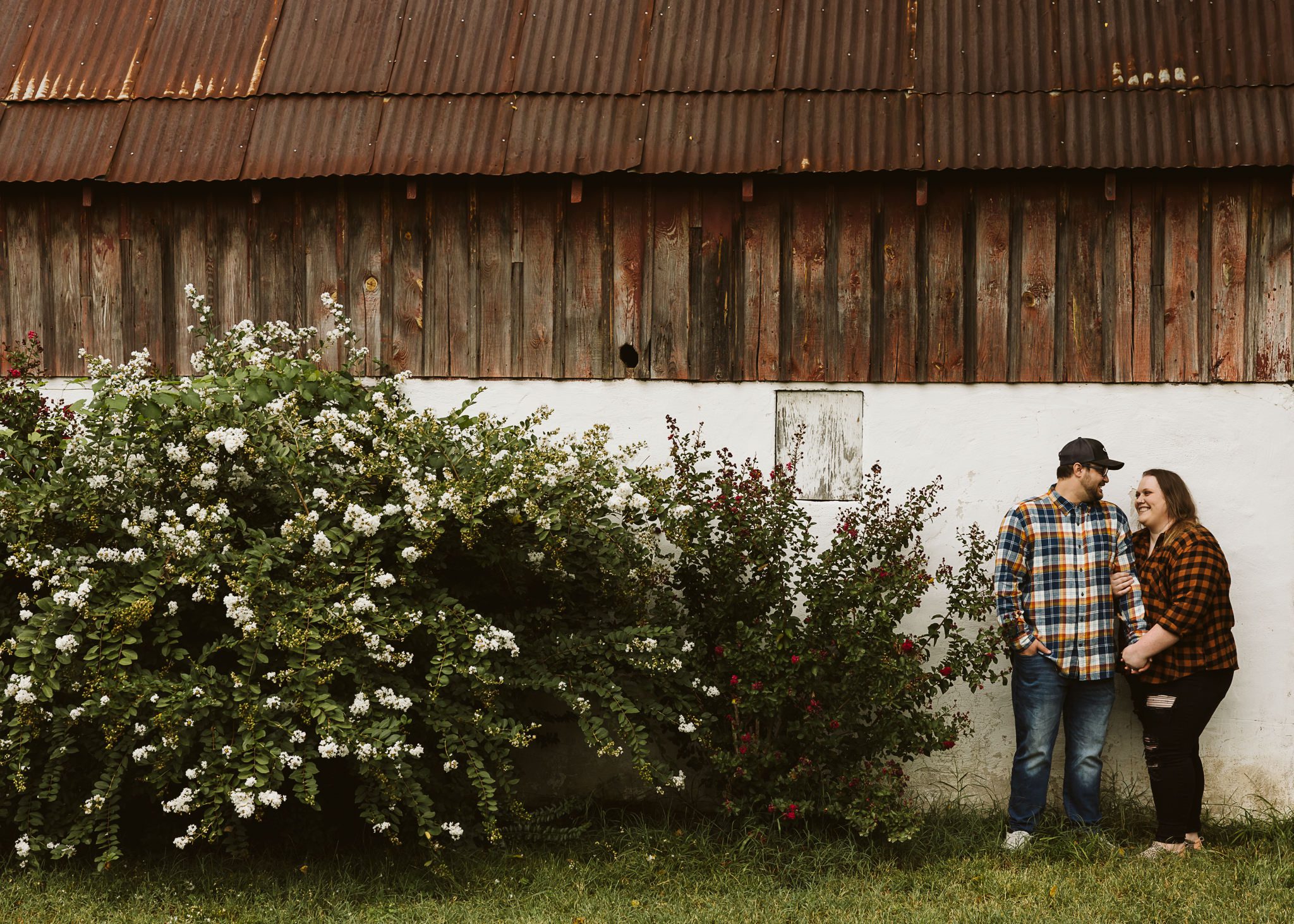 Savannah + Steve | Engagement Photos at Nathanael Greene Park | Jessica ...