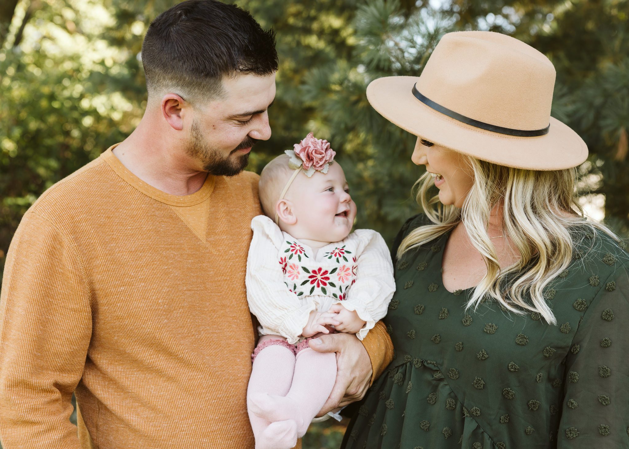 The Mead Family | Fall 2022 Family Photos | Jessica Yahn | Missouri ...